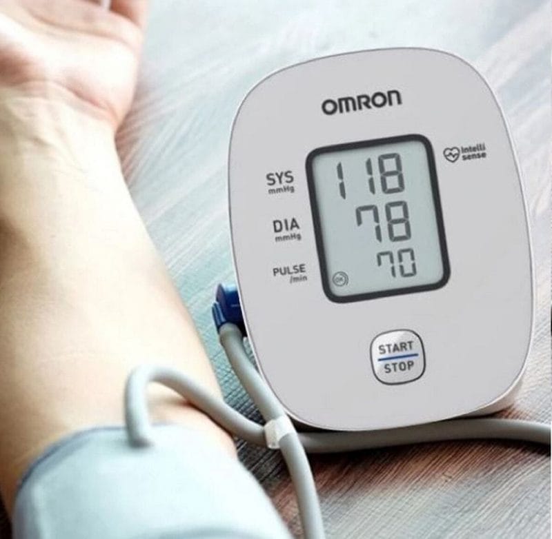Omron M2 Basic HEM-7121J-E Otomatik Tansiyon Aleti - Medico Turtle